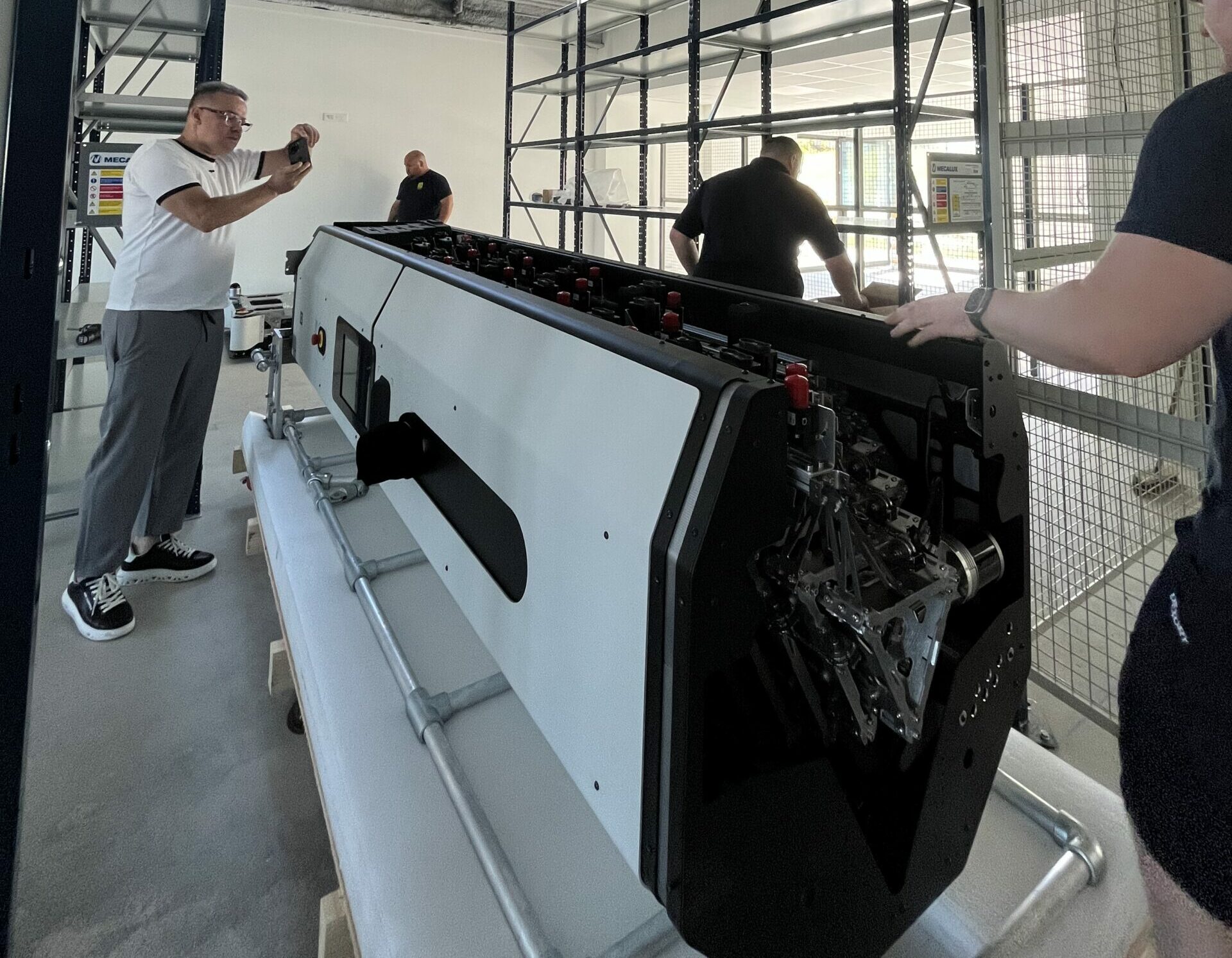 I2L, premier établissement en France à accueillir un robot Dexory ...